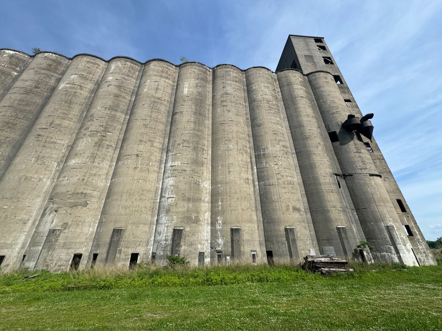 buffalo-silo-city-martin-house-death-of-a-president - Travel Begins at 40