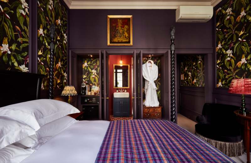 Walking on the Wild Side at The Portobello Hotel Notting Hill - Travel ...