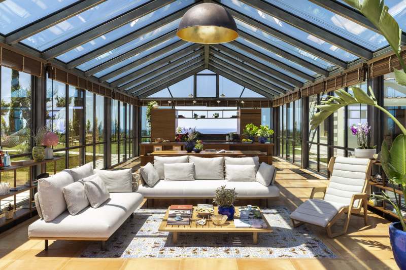 Can You Vape in Italy? All You Need to Know - Travel Begins at 40